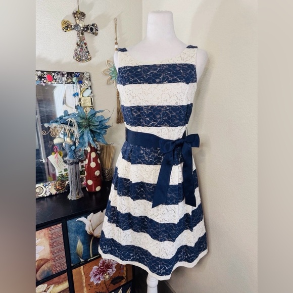 Robbie Bee | Dresses | Robbie Bee Signature Cream Dress | Poshmark